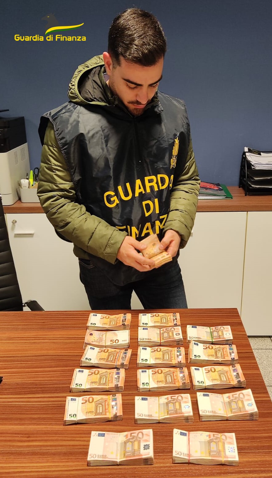 19 Imprese Coinvolte In Un Maxi Giro Di Fatture False 5 Arresti